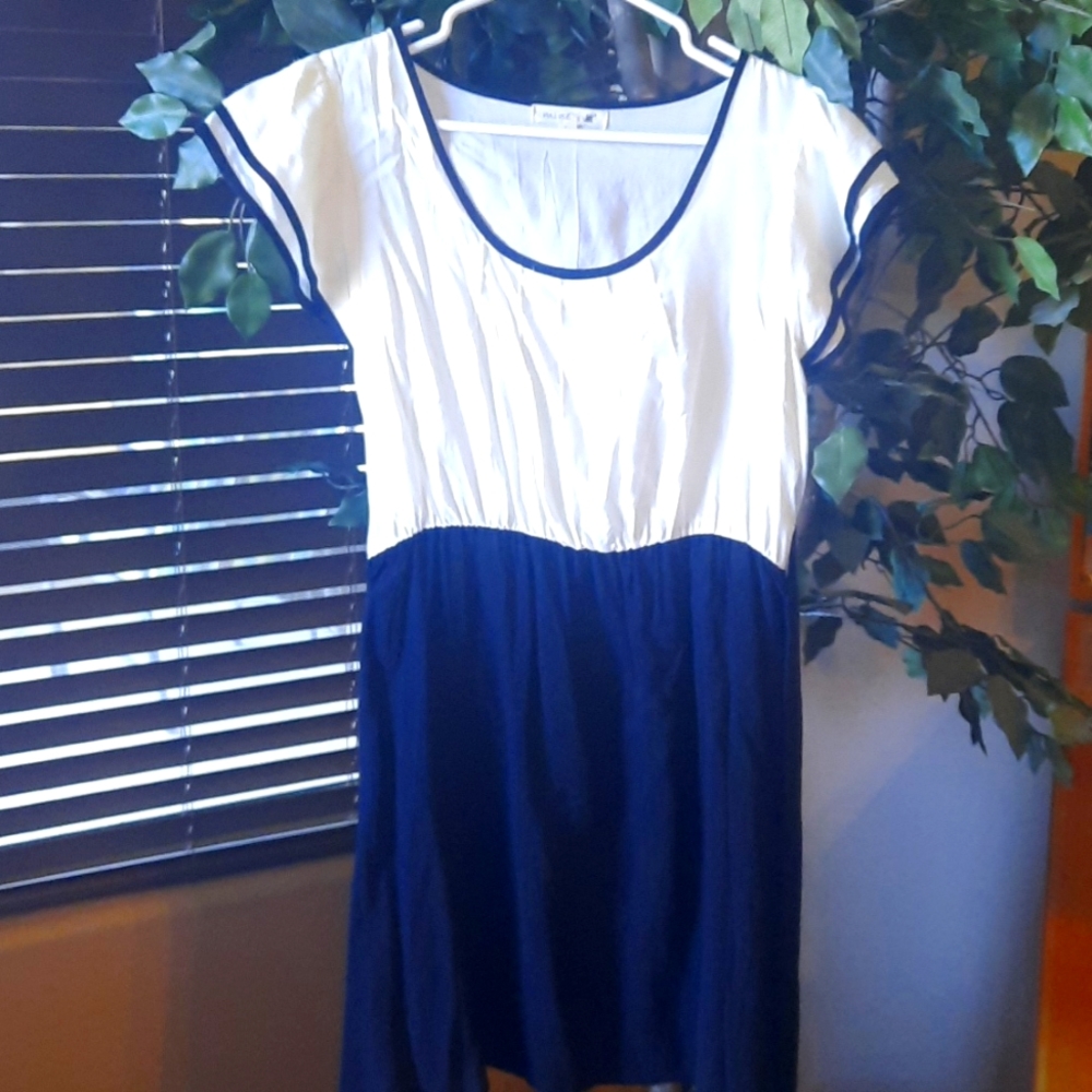 Black & White Flirty Dress - Gem